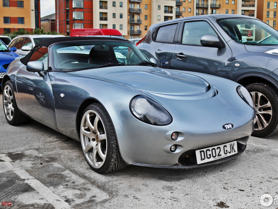 ECR - TVR Tamora details