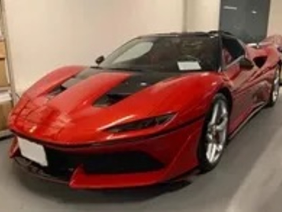 ECR - Ferrari J50 details