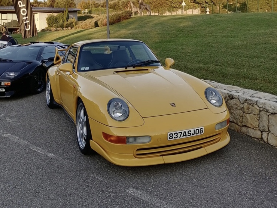 ECR - Porsche 911 Carrera RS (993) details