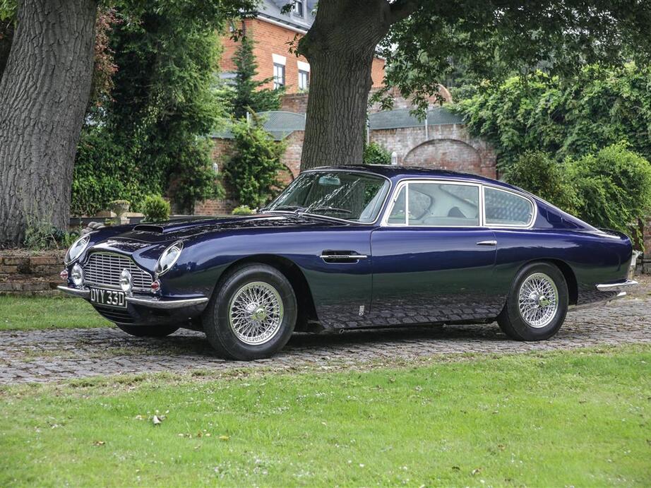 ECR - Aston Martin DB6 details