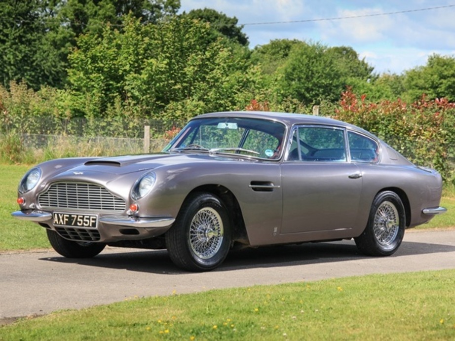 ECR - Aston Martin DB6 details