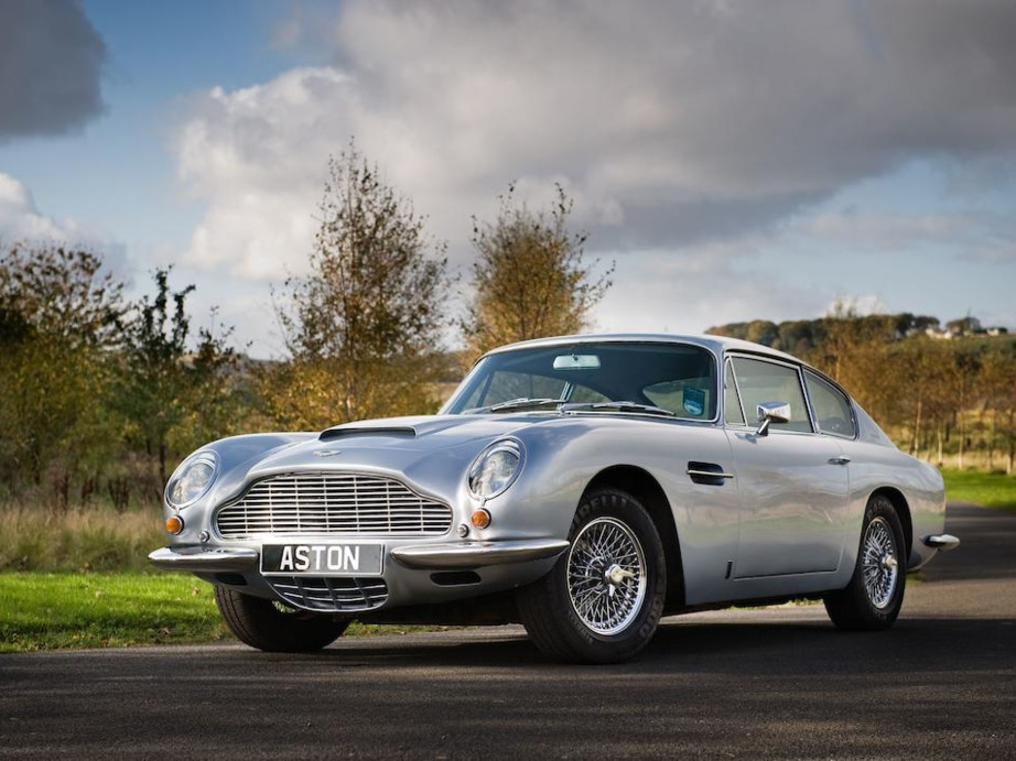 ECR - Aston Martin DB6 details