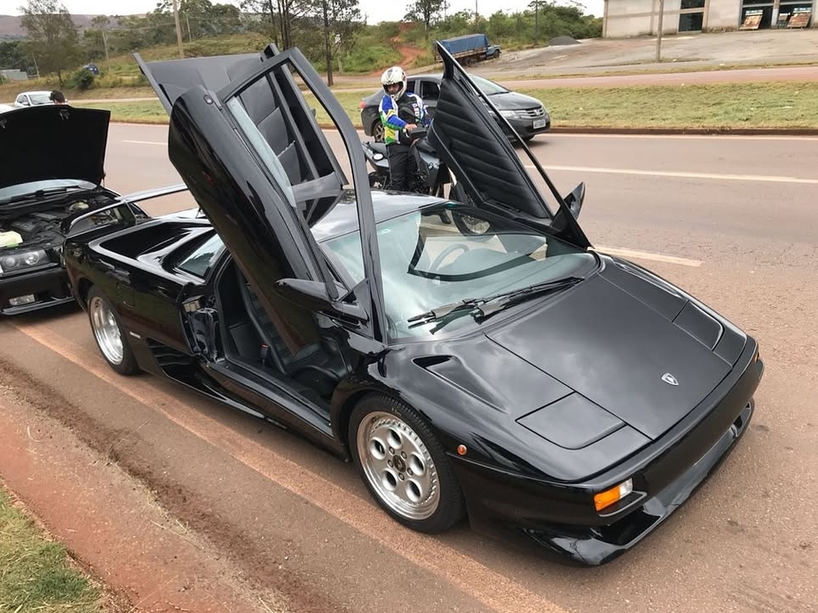 ECR - Lamborghini Diablo VT details