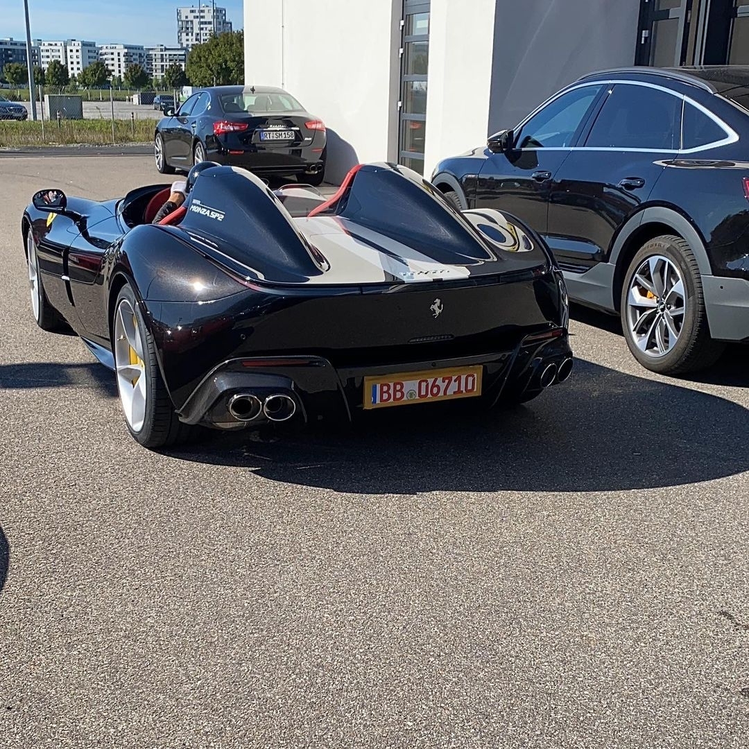 ECR - Ferrari Monza SP2 details