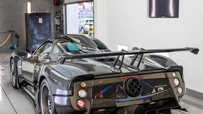 ECR - Pagani Zonda details