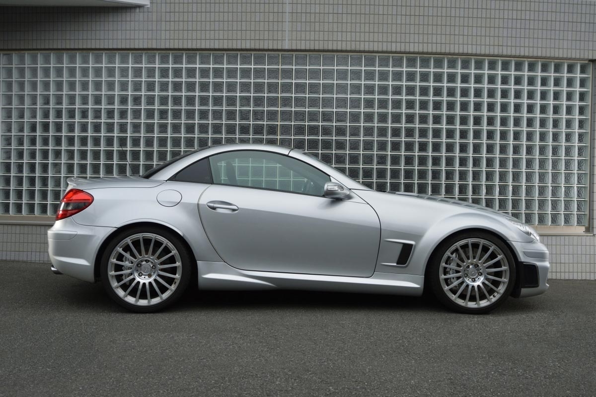 ECR - Mercedes-Benz SLK 55 AMG Black Series details