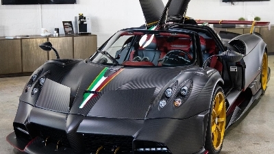 ECR - Pagani Imola details