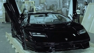 ECR - Lamborghini Countach LPI 800-4 details