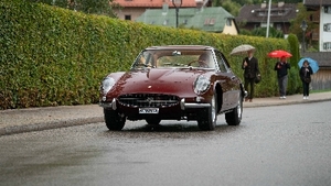 ECR - Ferrari 400 Superamerica details