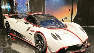 ECR - Pagani Huayra details