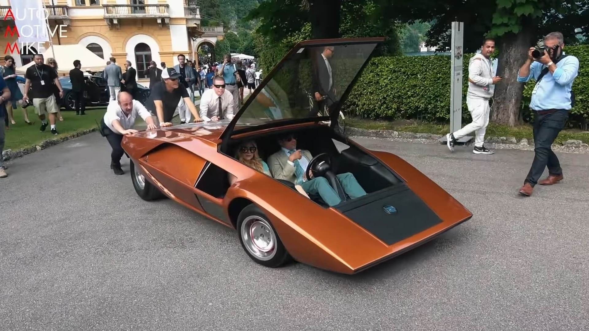 ECR - Bertone Stratos Zero details