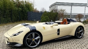 ECR - Ferrari Monza details