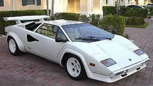 ECR - Lamborghini Countach details