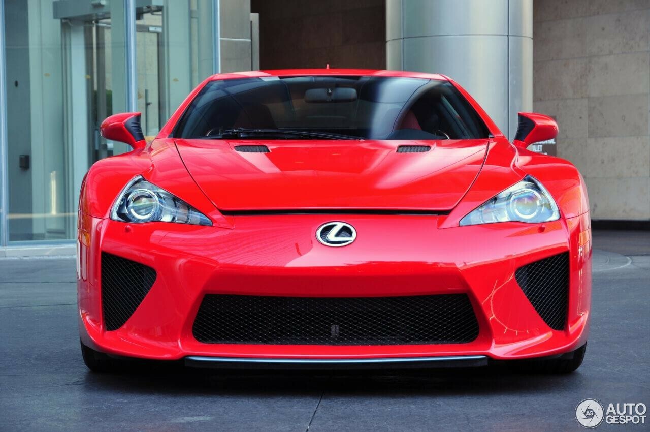 ECR - Lexus LFA details