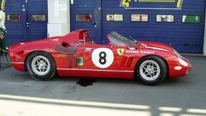 ECR - Ferrari 365 details