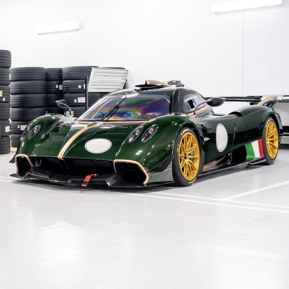 ECR - Pagani Huayra R details