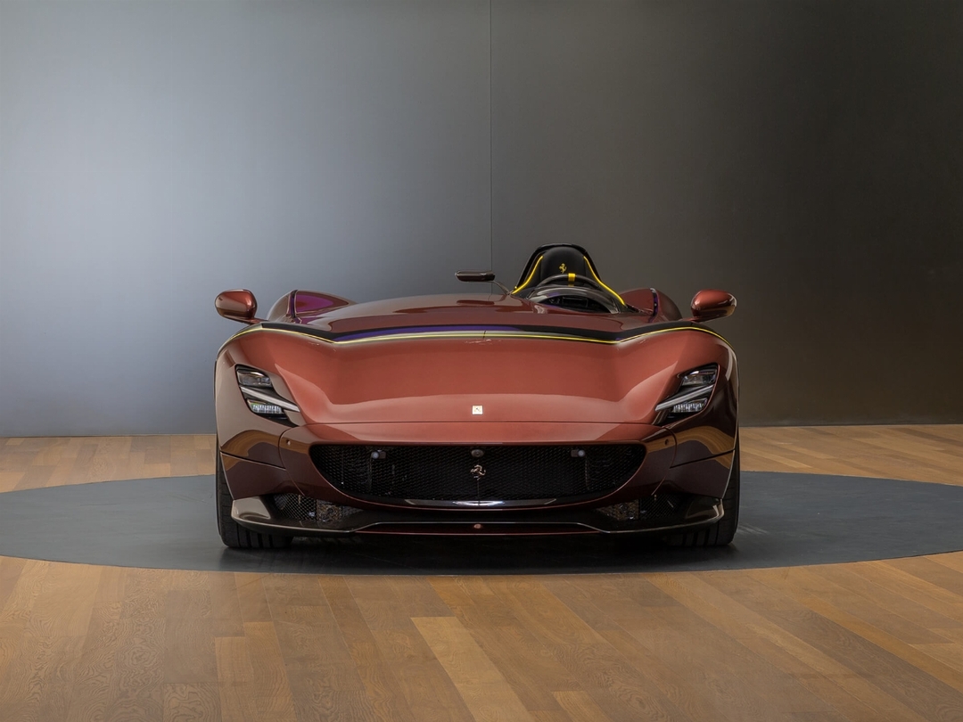 ECR - Ferrari Monza SP1 details