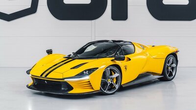 ECR - Ferrari Daytona SP3 details