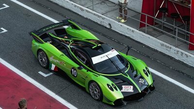 ECR - Pagani Huayra details