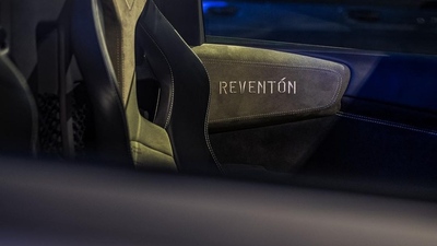 ECR - Lamborghini Reventón details