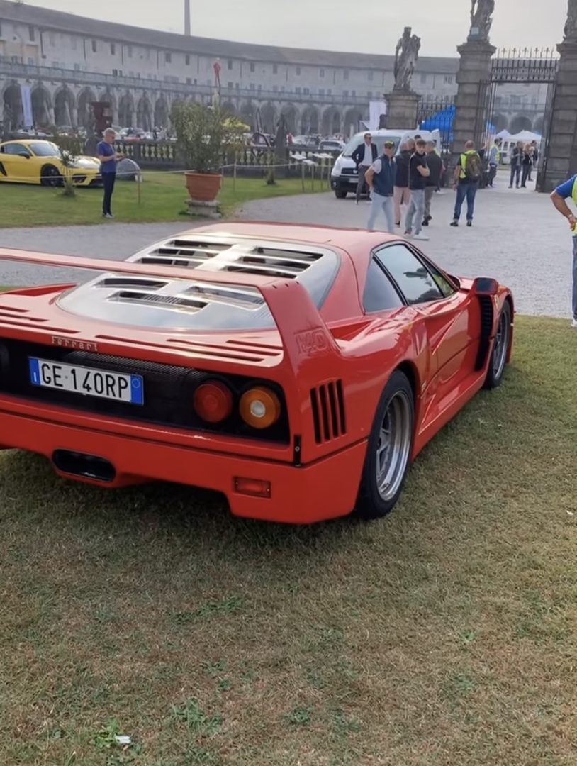 ECR - Ferrari F40 details