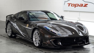 ECR - Ferrari 812 details