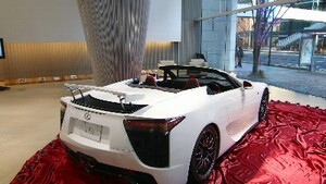 ECR - Lexus LFA Spyder details