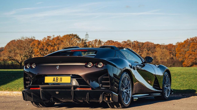 ECR - Ferrari 812 details