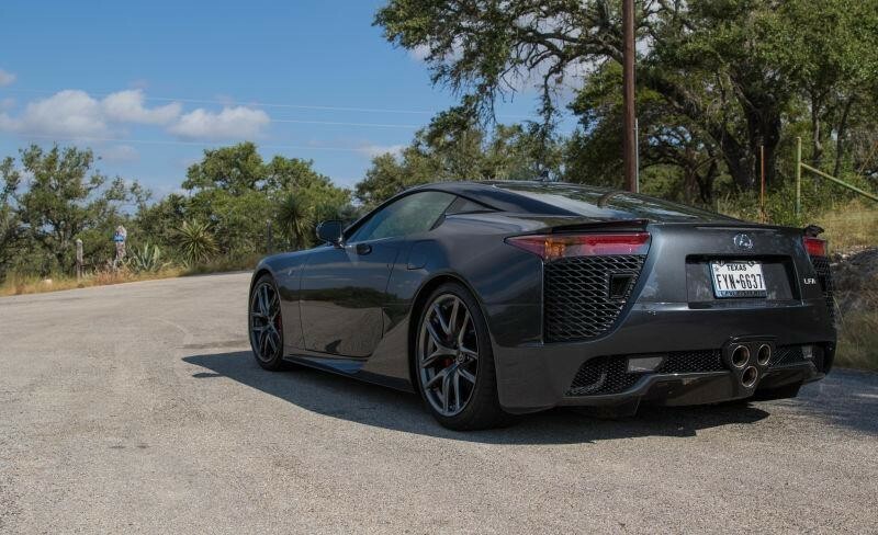 ECR - Lexus LFA details